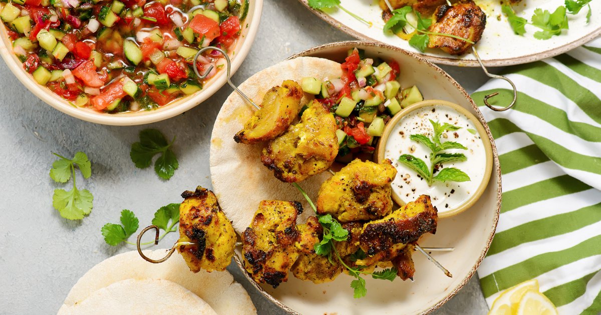 Курячий шашлик в йогуртовому маринаді — готуй в духовці за 15 хвилин — Шуба