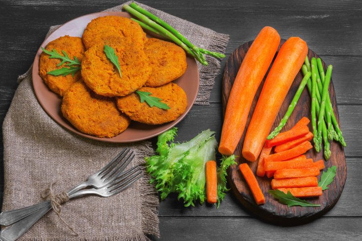 Морква — яка користь для організму та здоровʼя та прості рецепти з цим ...